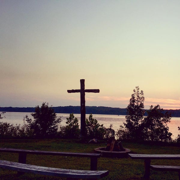 Jonathan Creek - Lake