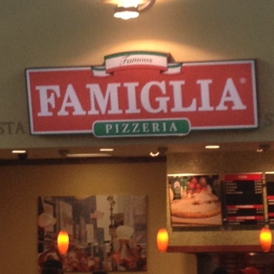 Famous Famiglia - Pizzeria