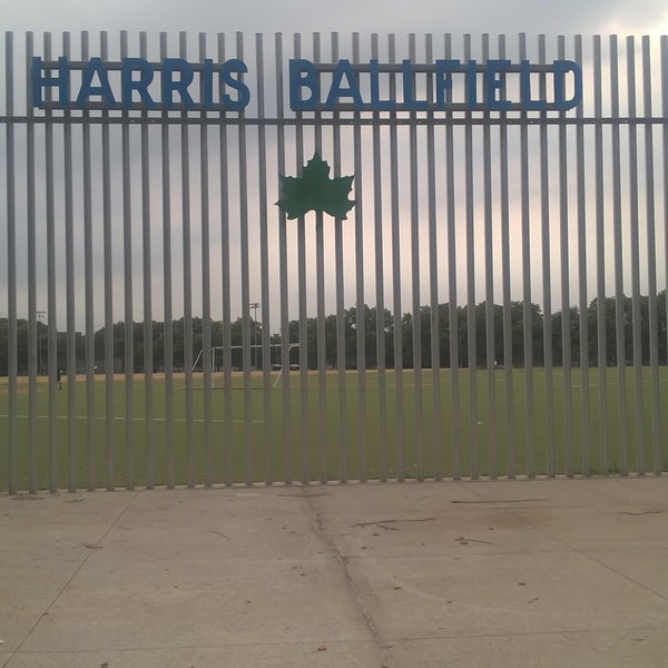 Harris Field - Field in Kingsbridge Heights