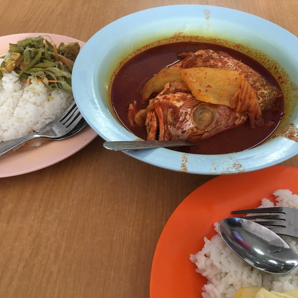 Mak Limah Asam Pedas - Malay Restaurant