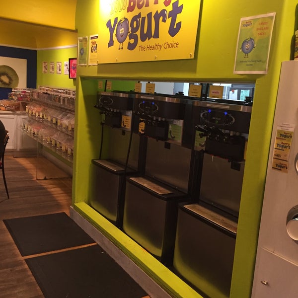 Yolo Berry Yogurt - Downtown Davis - 316 C St