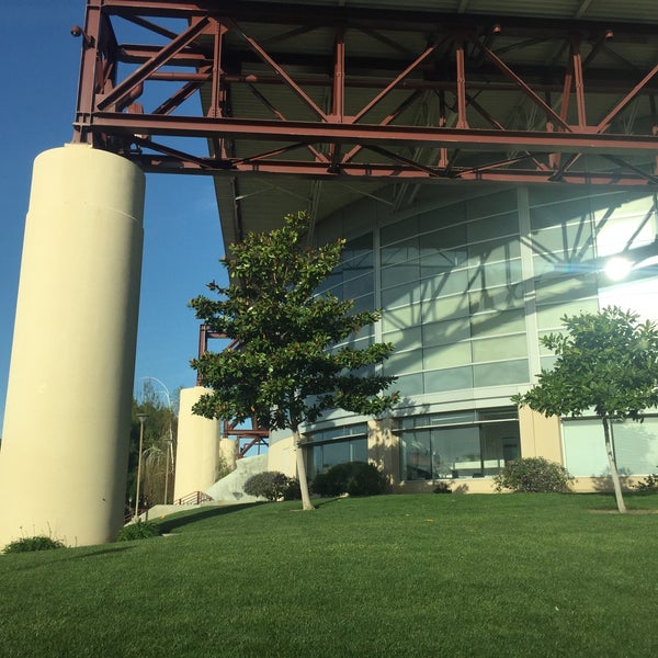 Leavey Center - College Basketball Court