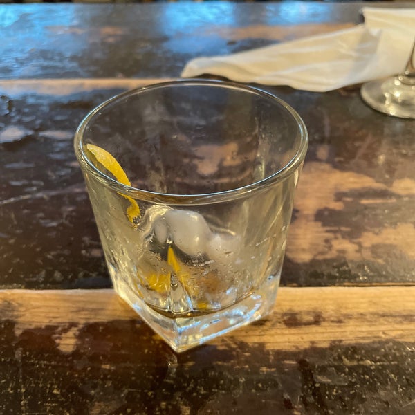 Cafe Karibo & Karibrew Brew Pub - 27 N 3rd St