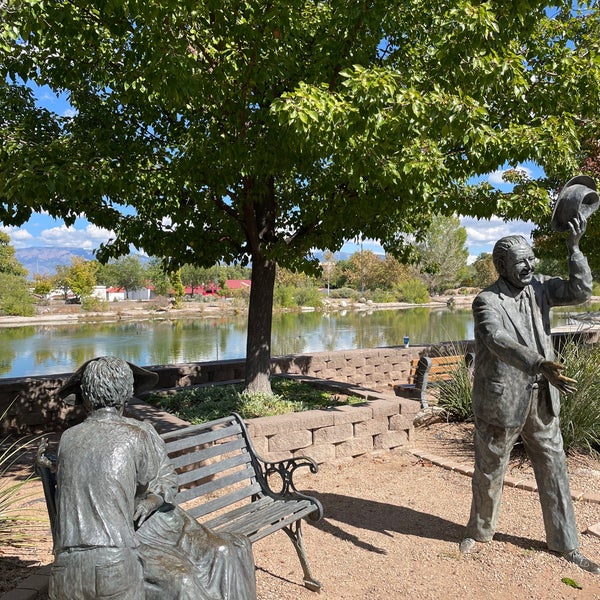 ABQ BioPark Tingley Beach - Beach