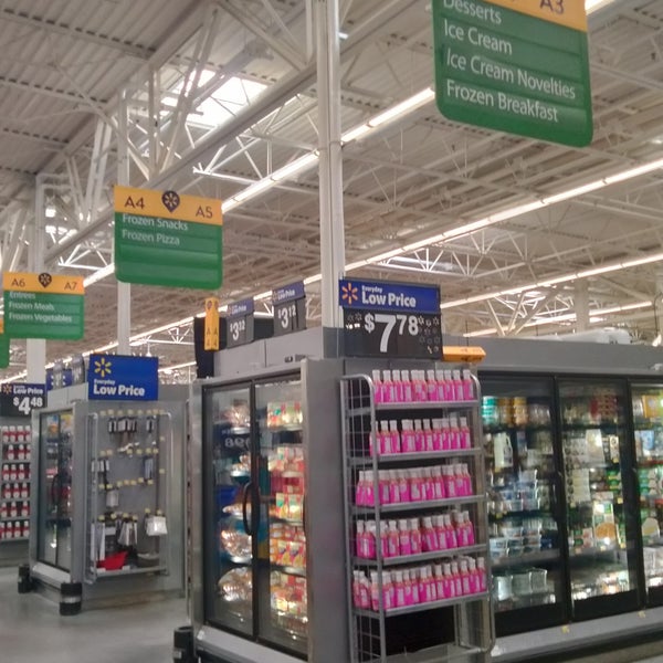Walmart Supercenter - Roseville, MN