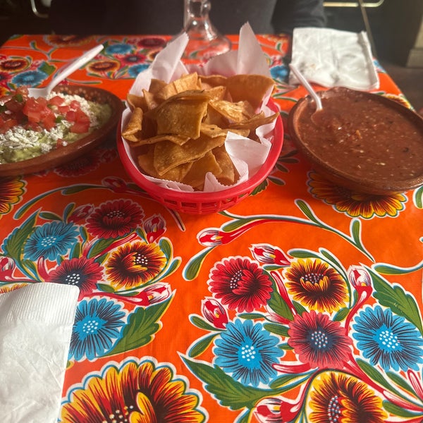 Revolver Taco Lounge - 7 tips