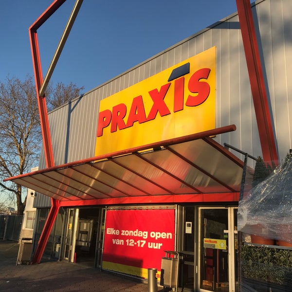 Praxis - Hardware Store in Bedrijvengebied Kanaleneiland