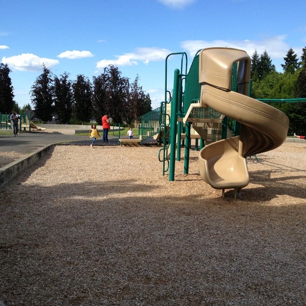 Photos at Cascade View Park - Park in Redmond