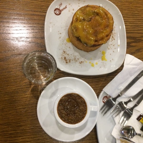 Viuna Café | کافه ویونا - منطقه ۳ - تهران, تهران