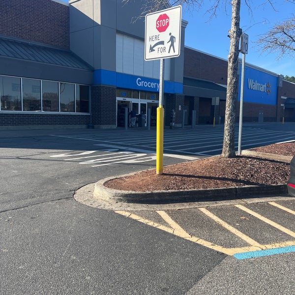 Walmart Supercenter - 12182 Highway 92