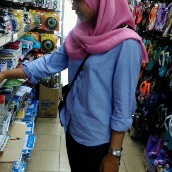 Carine Chia - Banting, Selangor