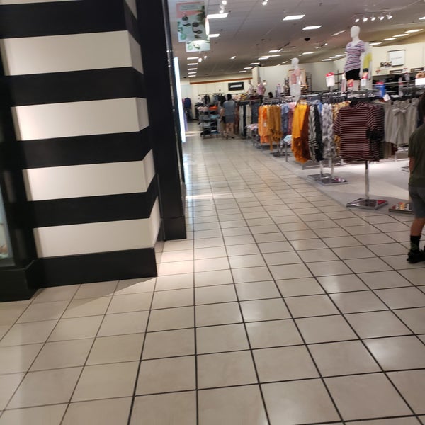 JCPenney - Mesa Mall - 2 tips
