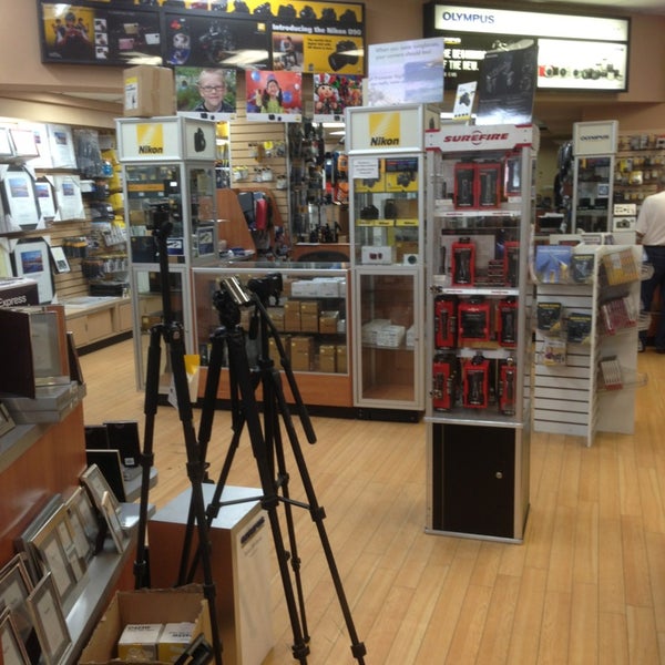 Camera Land (Now Closed) - Turtle Bay - New York, NY