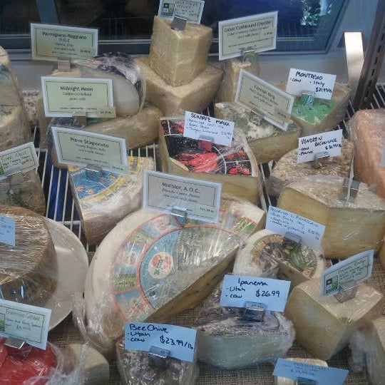 Saunders Cheese Market - Restaurant in Spokane