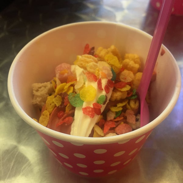 Corner Yogurt - Frozen Yogurt Shop in Redwood City