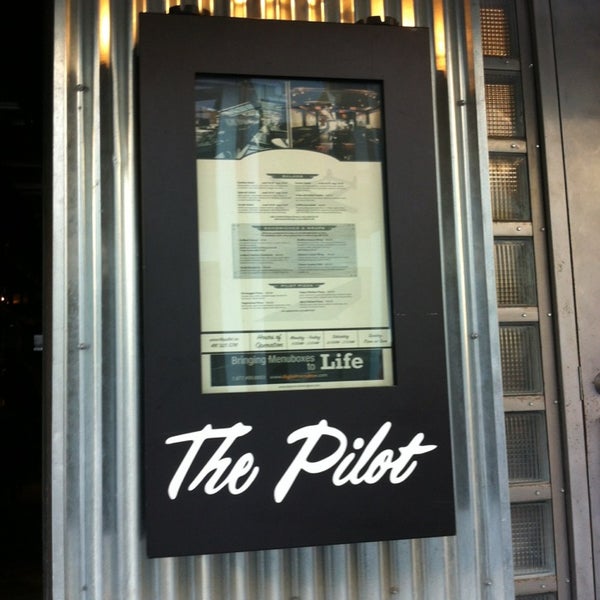 The Pilot Tavern - Bar in Toronto