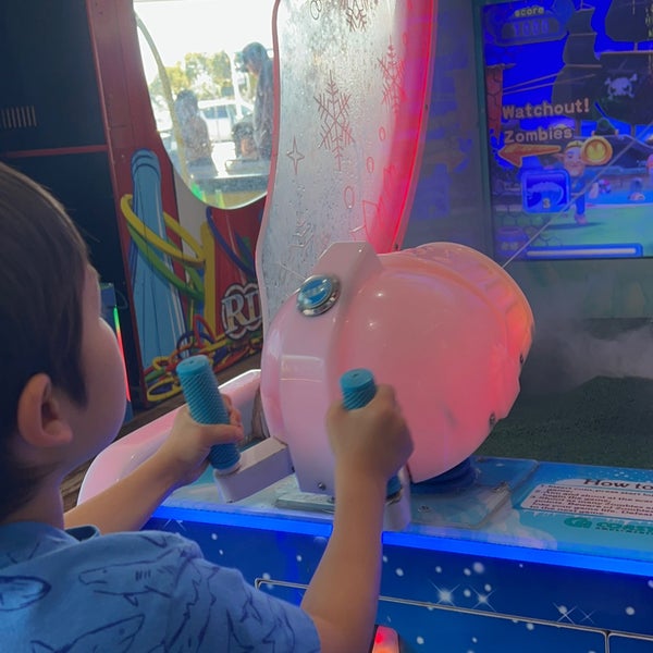 Fun Factory Arcade - Downtown Long Beach - 429 Shoreline Village Dr