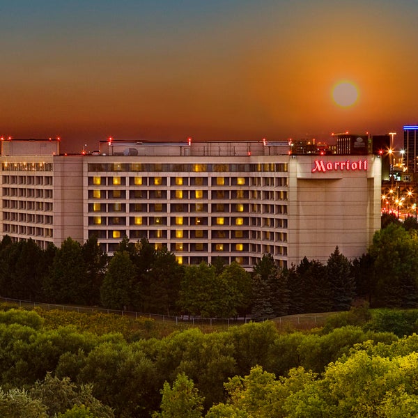 Toronto Airport Marriott Hotel - Hotel