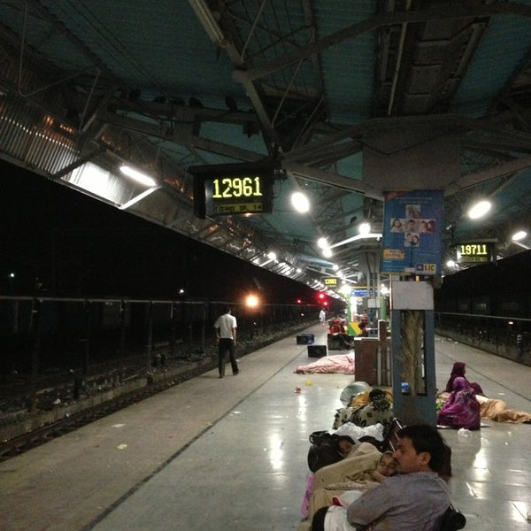 Ratlam Station - Train Station