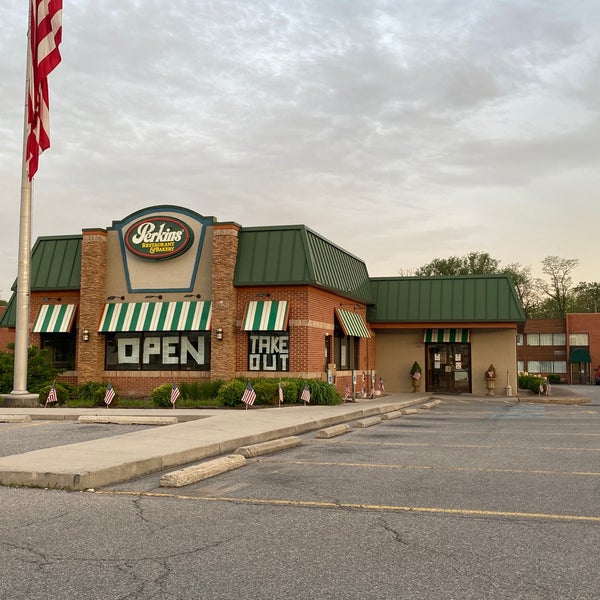 Perkins Restaurant & Bakery - American Restaurant