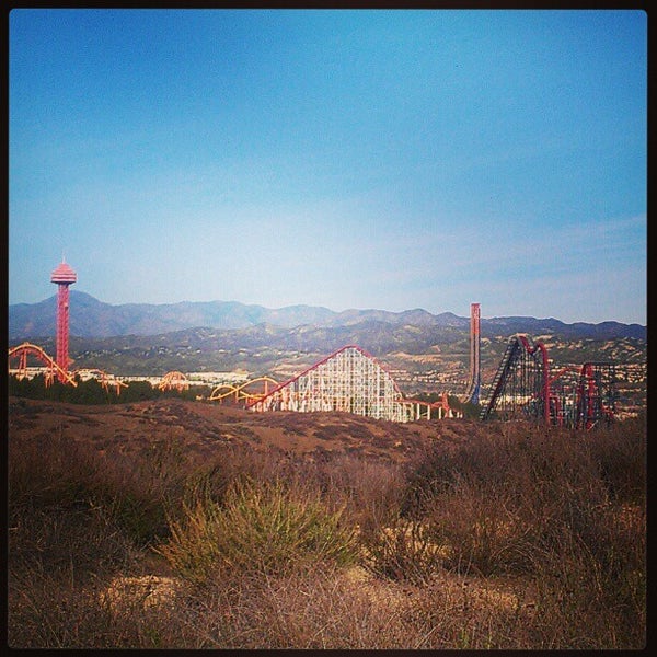 Magic Mountain Parkway & The Old Road - Magic Mountain Pkwy