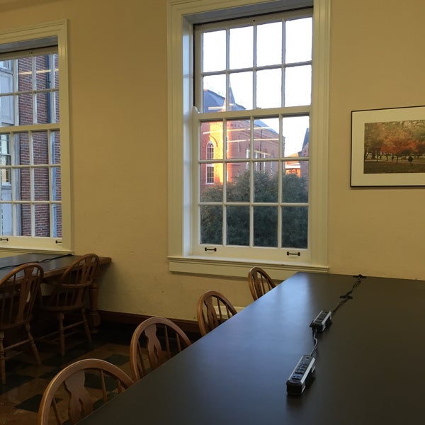 Amelia Gayle Gorgas Library - College Library