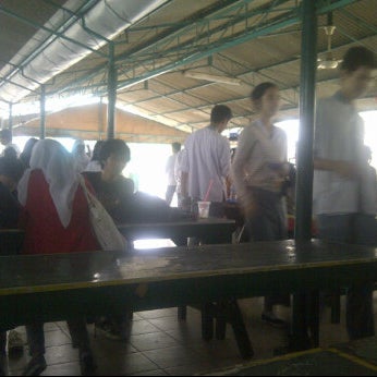Kantin Lama Al-Azhar - Snack Place in Tangerang