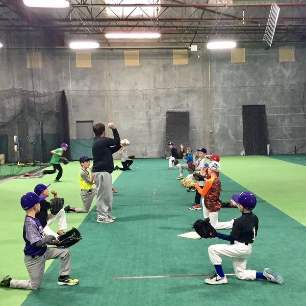 Lincoln Dominators Baseball Training Facility - Baseball Field in Lincoln
