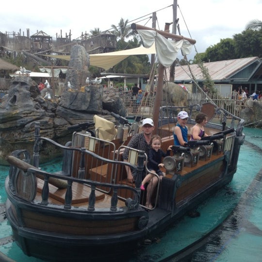 Castaway Bay - Sea World