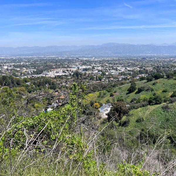 Wilacre Park - Betty B Dearing Trail