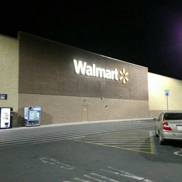 Walmart Supercenter - 21141 State Hwy 59