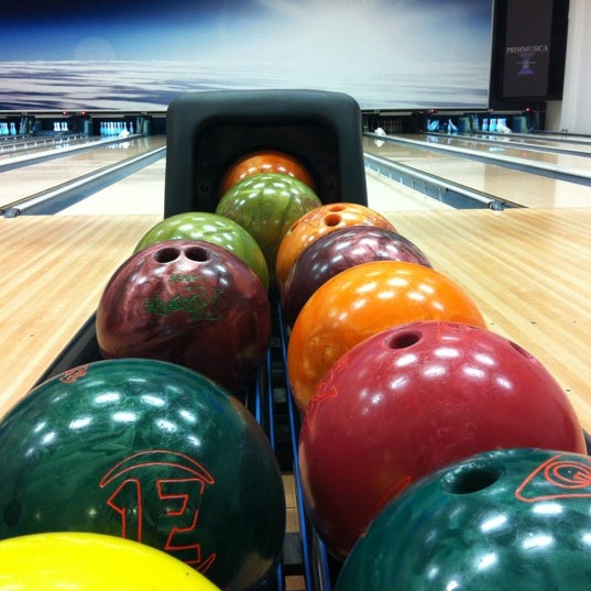 Max Munich Bowling - Bowling Alley