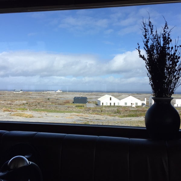 Inis Meain Restaurant & Suites