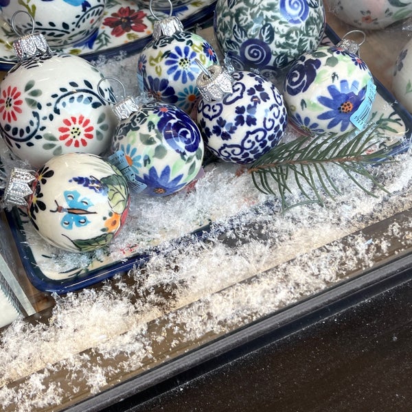 Polonia Book Store - Greenpoint - 882 Manhattan Ave