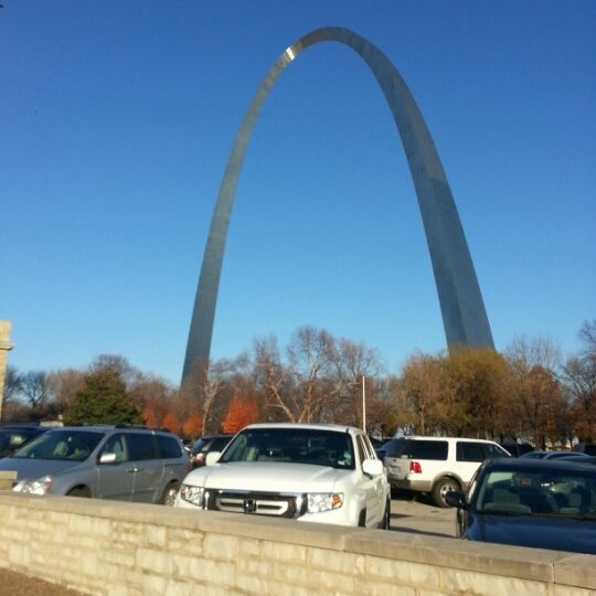 Gateway Arch Levee Mercantile - Downtown East - 7 tips