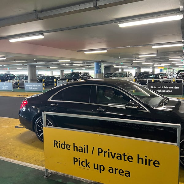 T5 Short Stay Car Park - Parking