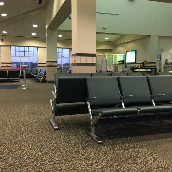 Photos at Dothan Regional Airport (DHN) - 20 tips from 940 visitors