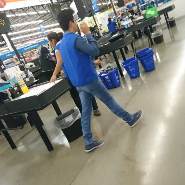 Walmart - 7 tips from 432 visitors