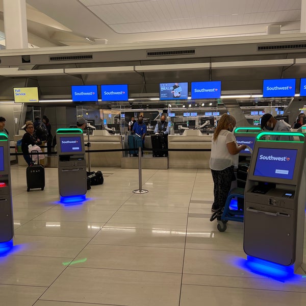 Southwest Airlines Ticket Counter - Laguardia Airport - Terminal B