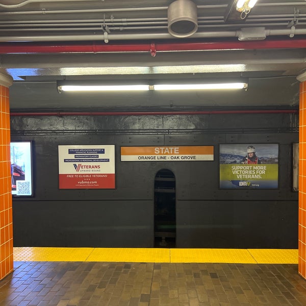 MBTA State Street Station - Financial District - 200 Washington St