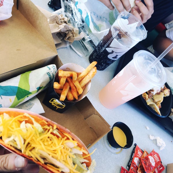 Taco Bell - Fast Food Restaurant in Fresno