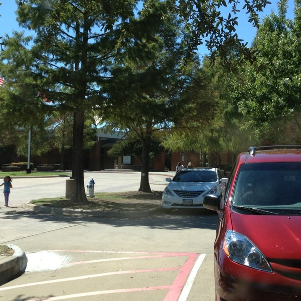 Photos at Maribelle M. Davis Library - Plano, TX