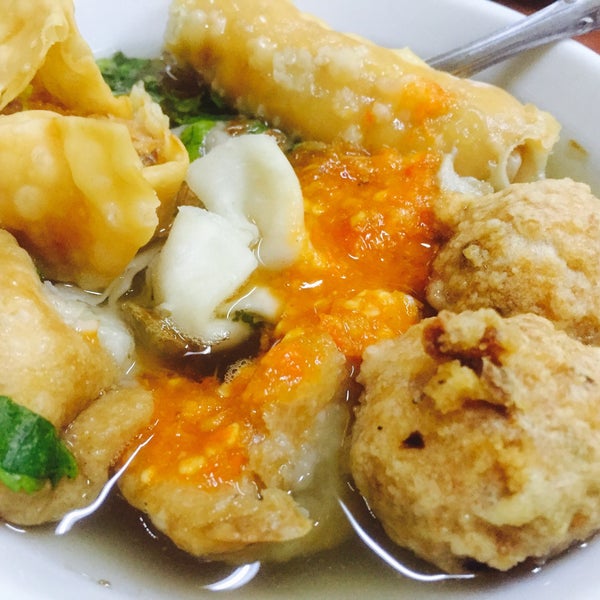 Bakwan Malang "IDOLA" - Noodle Restaurant