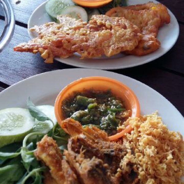 RM Ibu Haji Cijantung - Purwakarta, Jawa Barat