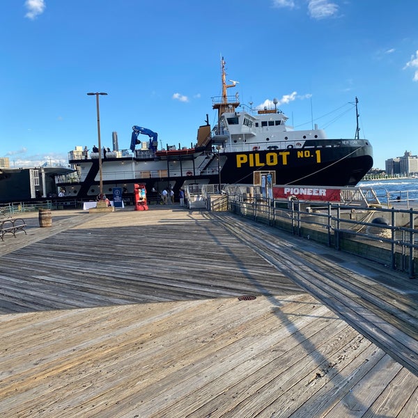 Pier 16 - Pier in New York
