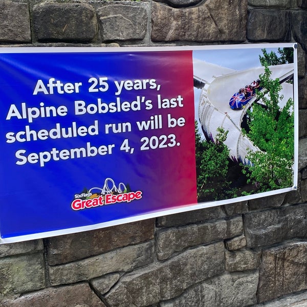 Alpine Bobsled - Attraction in Queensbury