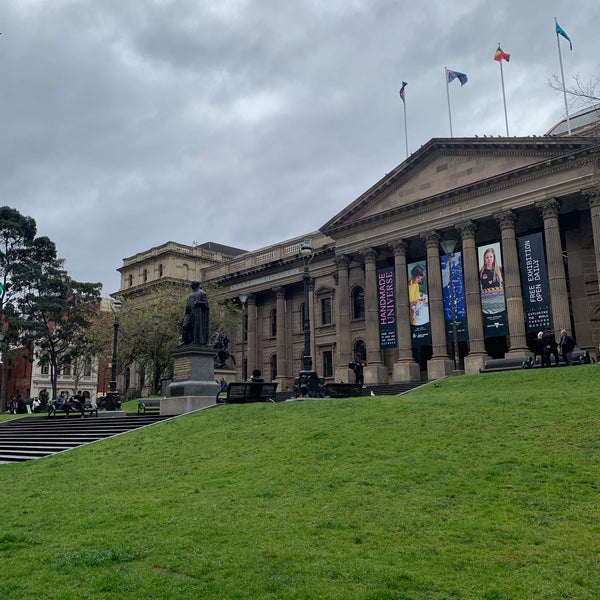 State Library Lawn - Melbourne CBD - Melbourne, VIC