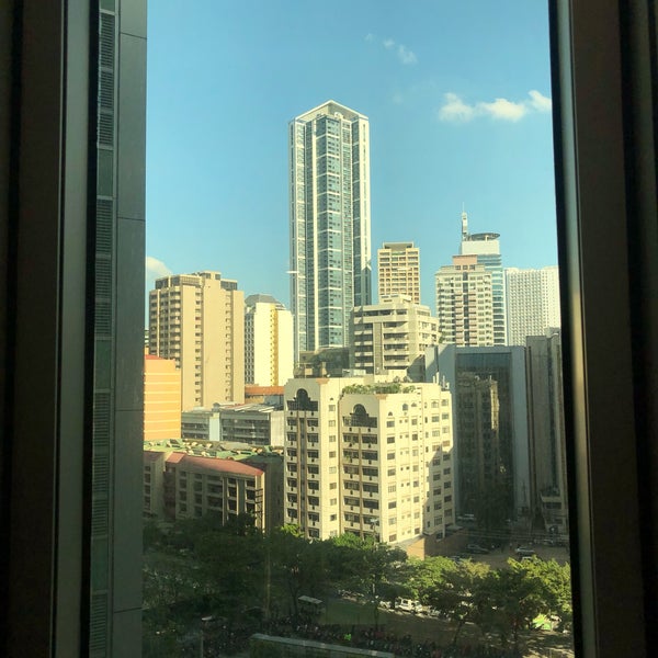 Insular Life Building - Structure in Bel-Air