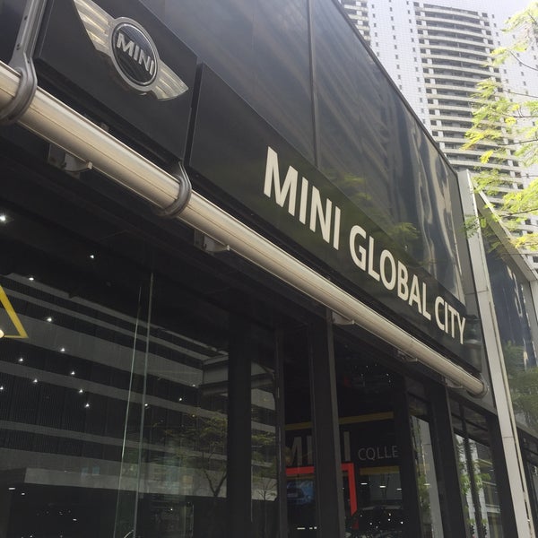 Mini Cooper - BGC - Fort Bonifacio - BGC