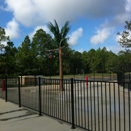 Helen McCall Park - Park